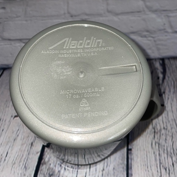 aladdin | Dining | Aladdin Micromagic Food Bottle 7oz Hotcold Thermos ...